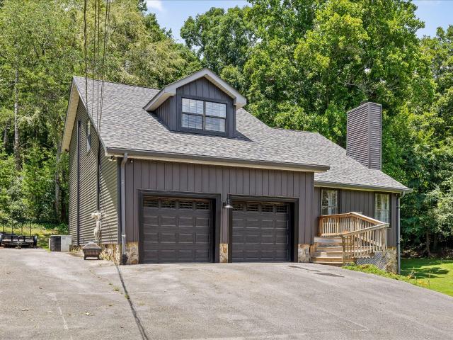 2613 Pheasant Lane