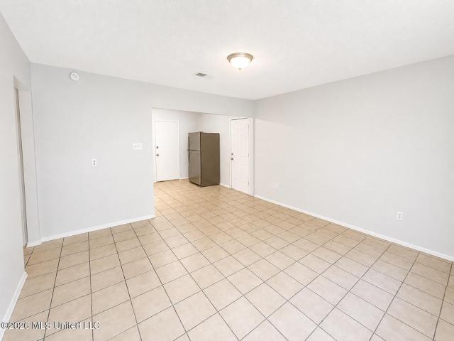 2613 W David Drive