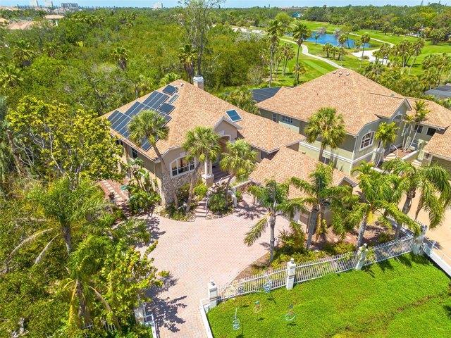 2613 59th St S, Gulfport, FL 33707