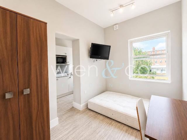 261 Camden Road N7, Studio to rent, £1,250 pcm | PrimeLocation