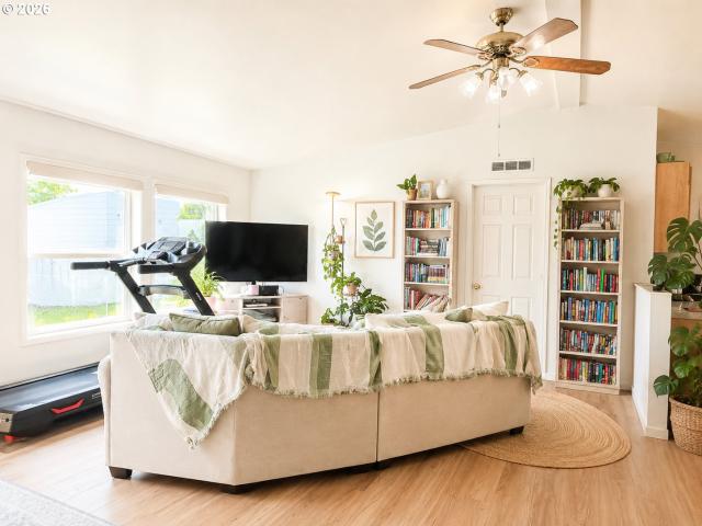 261 bobwhite st