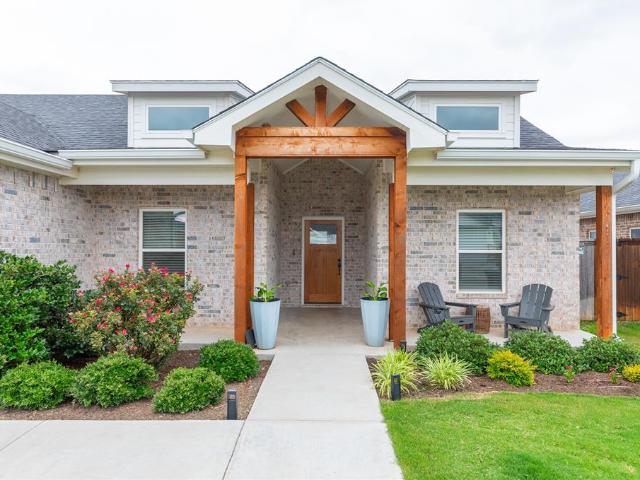 261 Bella Way