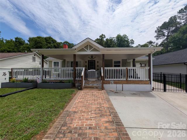 261 Broad Drive SW