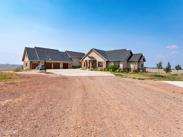 261 Gap Rd, Gillette, WY 82718