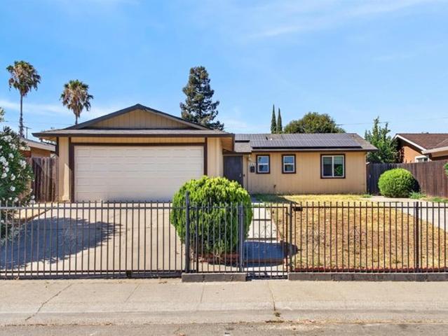 261 Graves Ave, Sacramento, CA 95838
