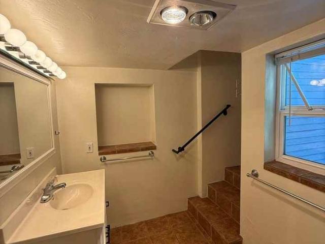 261 E 1st Avenue 2 Bedroom Apartment for Rent at 261 E 1st Ave, Chico, CA 95926 The Avenues