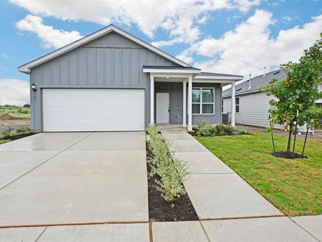 261 Elk Ave, San Marcos, TX 78666