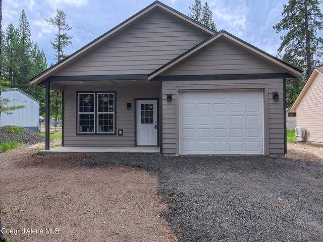 261 F St, Plummer, ID 83851