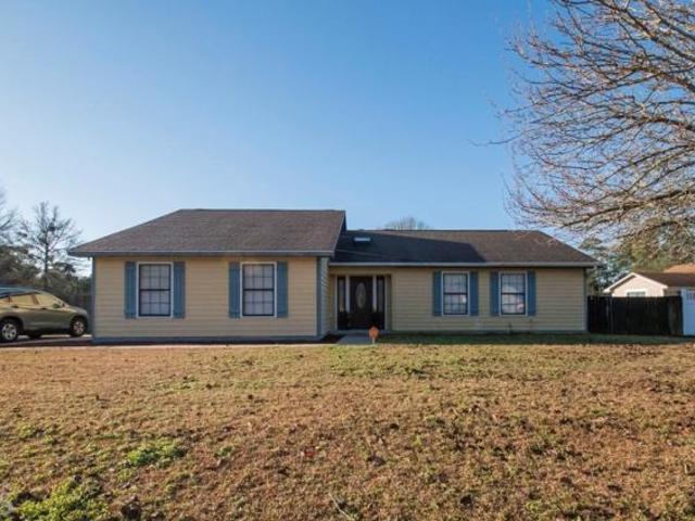 261 Foxwood Cir, Saint Marys, GA 31558