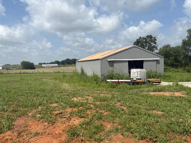 261 Freeport Road