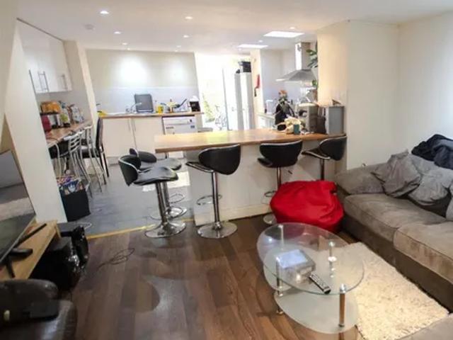 261 Heeley Road, Stirchley, B29 6EL, United Kingdom | 5 bed house for rent #165884153 | Rentberry