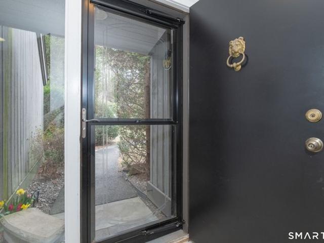 261 Heritage Vlg Unit E, Southbury, CT 06488