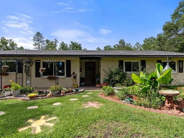 261 Ishie Ave, Bronson, FL 32621