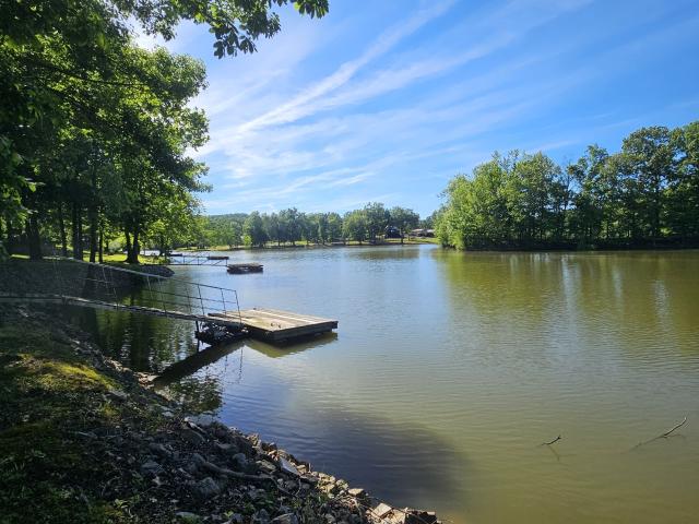 261 Lakeview Dr