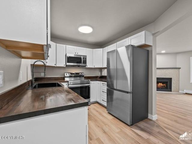 261 McCarrey St Unit 17C, Anchorage, AK 99508
