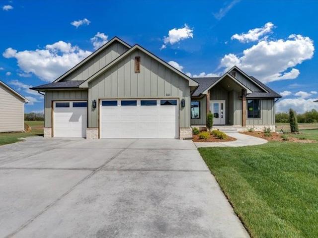 261 N Ciderbluff Ct, Wichita, KS 67052