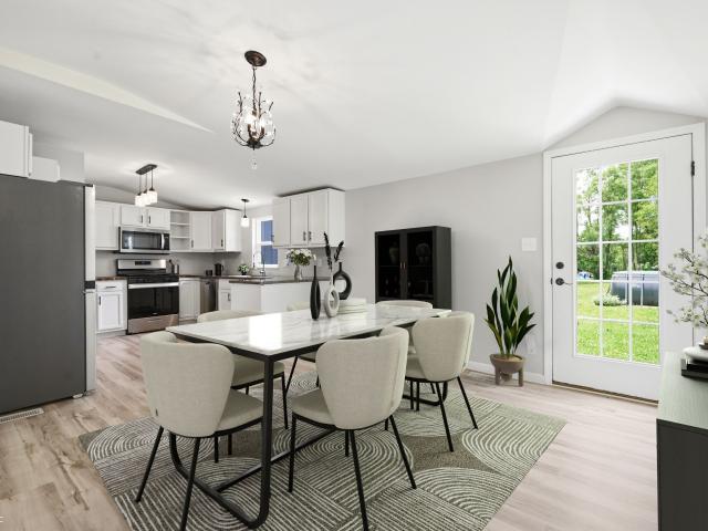 261 N Hillsboro Road