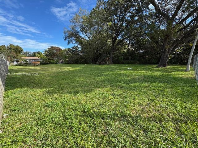 261 NW 96th St, Miami, FL 33150 | MLS #A11938