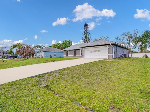 261 SW Parish Ter, Port St. Lucie, FL 34984 | MLS #B26000