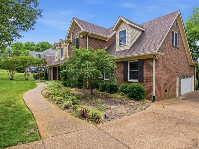 261 Poteat Pl, Franklin, TN 37069 | MLS #3186 | Compass