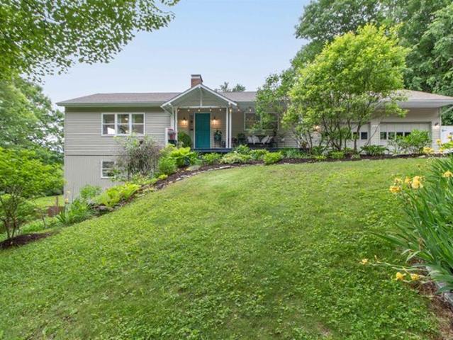 261 Rocky Ridge Rd, Saint Johnsbury, VT 05819