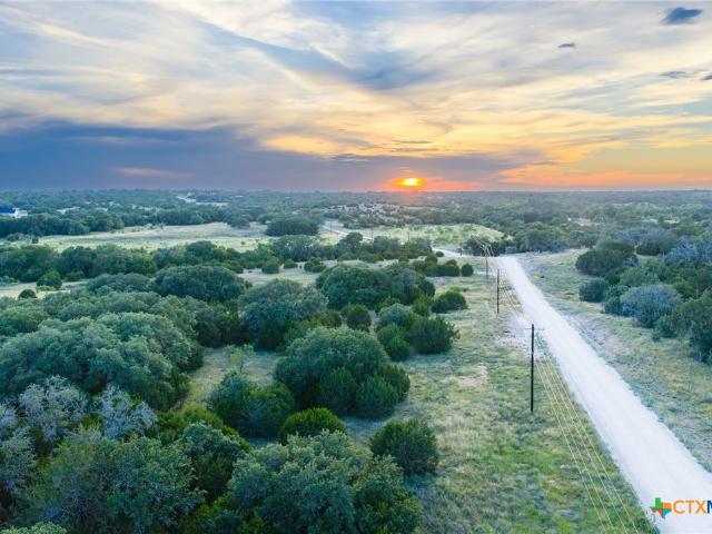 261 W Rolling Oaks Drive