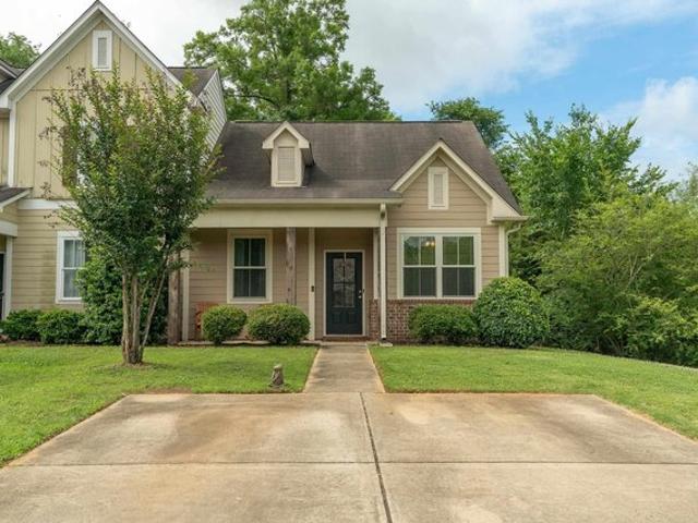 261 The Heights Dr, Calera, AL 35040