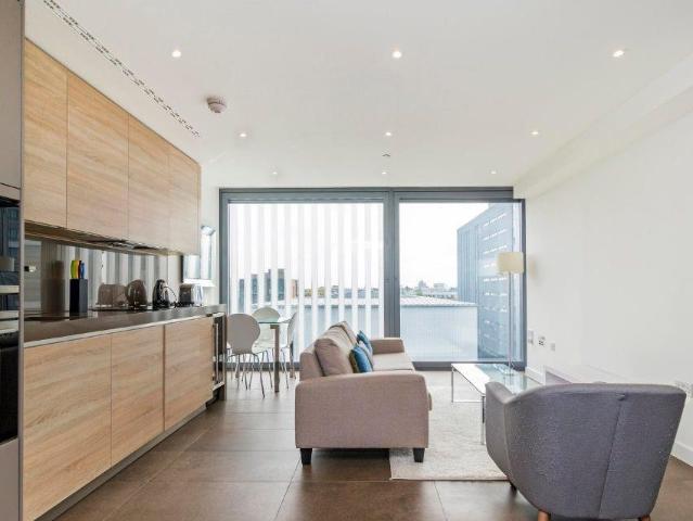 261B City Road, London EC1V 1 bed apartment to rent £3,000 pcm £692 pw