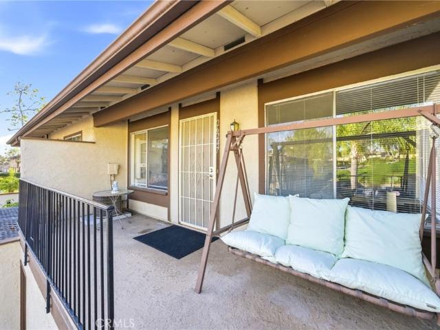 26247 Via Roble, Unit 20, Mission Viejo, CA 92691 | MLS #OC26039