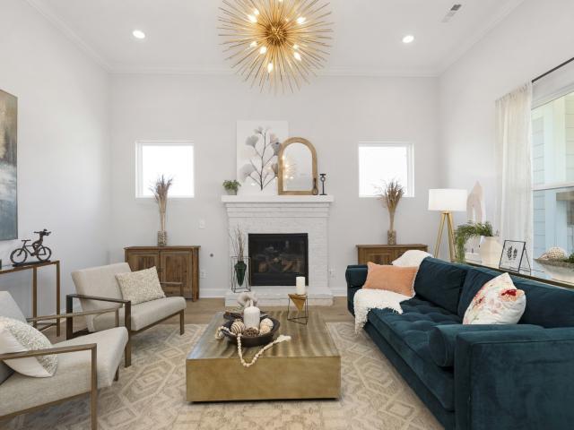 2624 Manning Pass