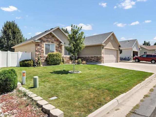 2624 Meadow Ln, North Logan, UT 84341