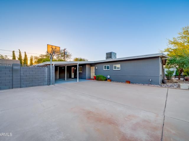 2624 N 68th Pl, Scottsdale, AZ 85257 | MLS #6992 | Compass