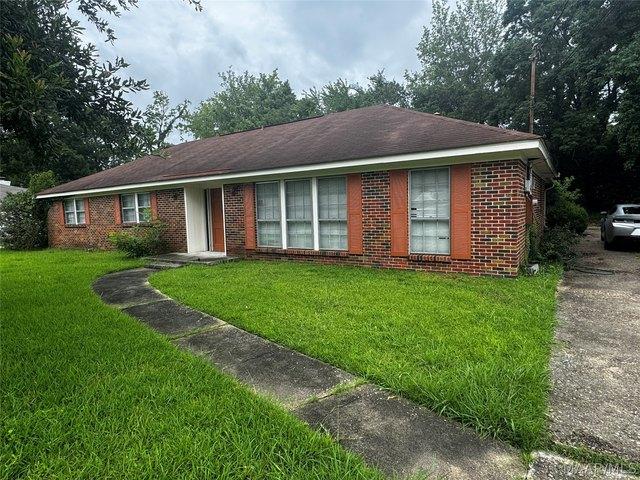 2624 Burkelaun Dr, Montgomery, AL 36111