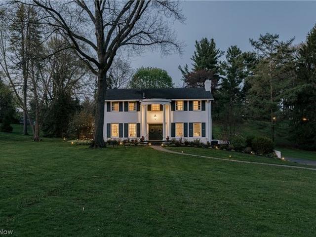 2624 Dunkeith Dr NW, Canton, OH 44708