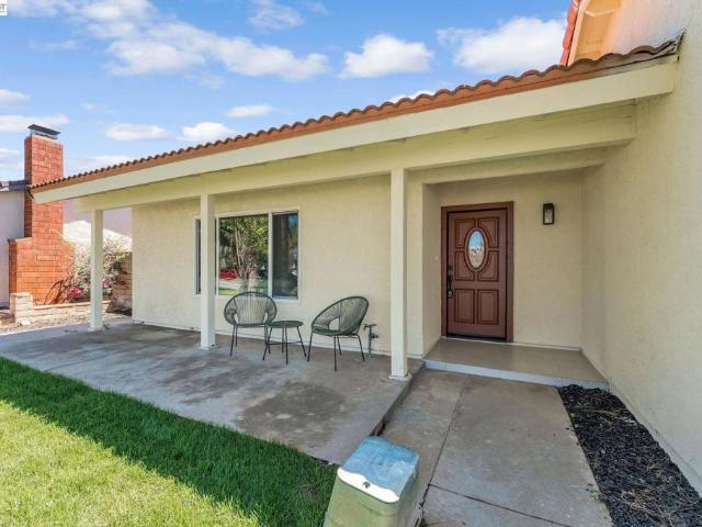 2624 Damien Ave