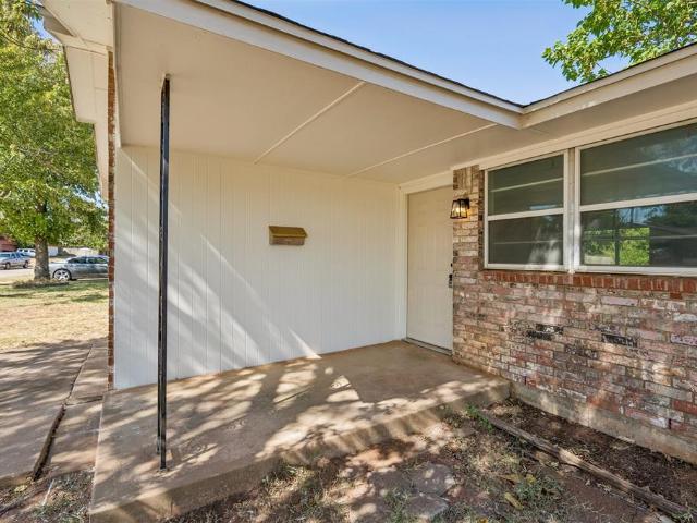 2624 Kings Road