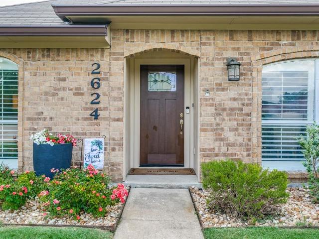 2624 Kingsridge Drive