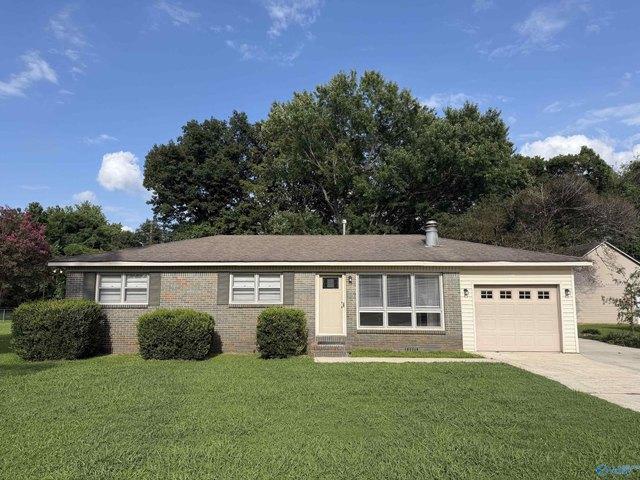 2624 Lake Ave SE, Decatur, AL 35603