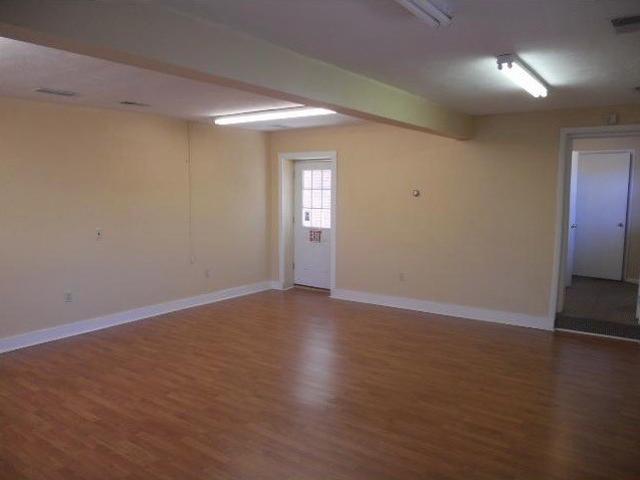 2624 Rochester Rd