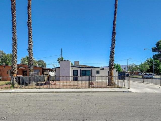 2624 Salt Lake St, North Las Vegas, NV 89030