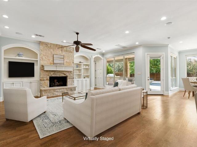 2624 Sir Gawain Lane