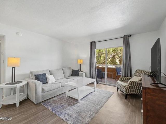 2625 E Indian School Rd Unit 217, Phoenix, AZ 85016