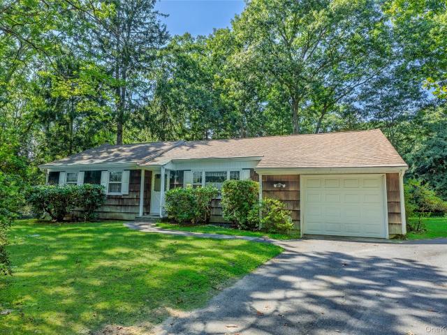 2625 Great Peconic Bay Boulevard