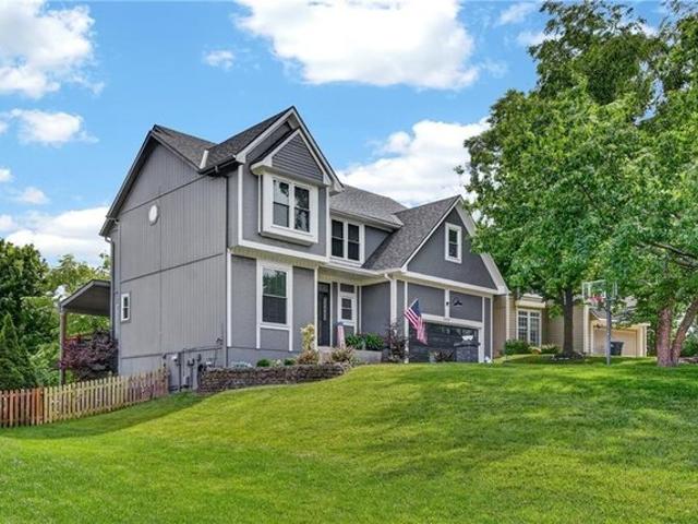 2625 SW 9th Ter, Lee's Summit, MO 64081