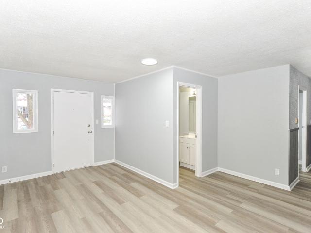 2625 Sickle Rd, Indianapolis, IN 46219 | MLS #22094 | Compass