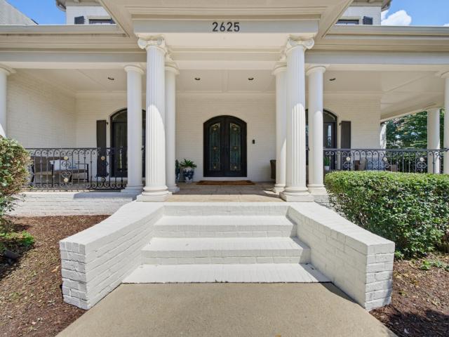 2625 Village Manor Way