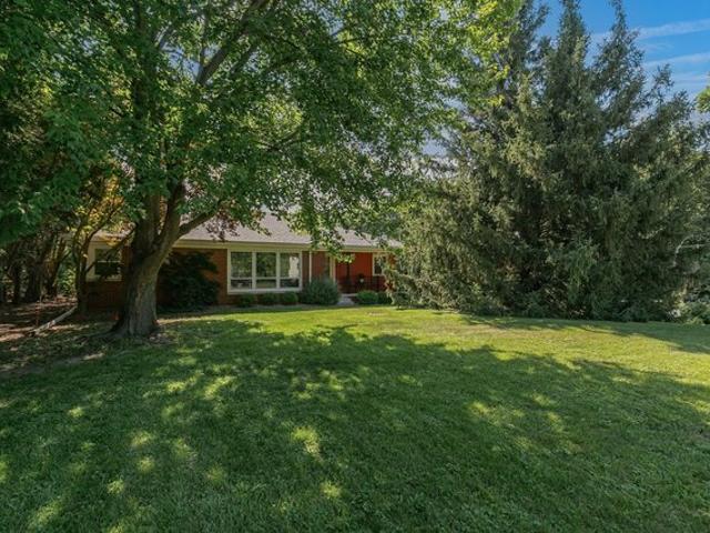 2625 24th St, Rock Island, IL 61201