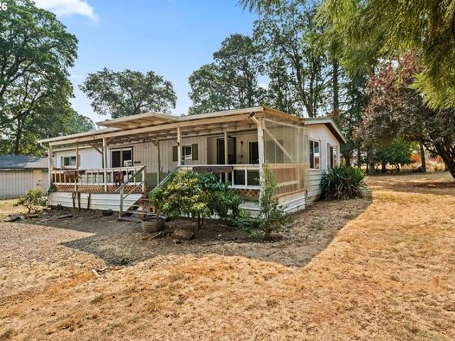 26266 Cory Rd, Junction City, OR 97448