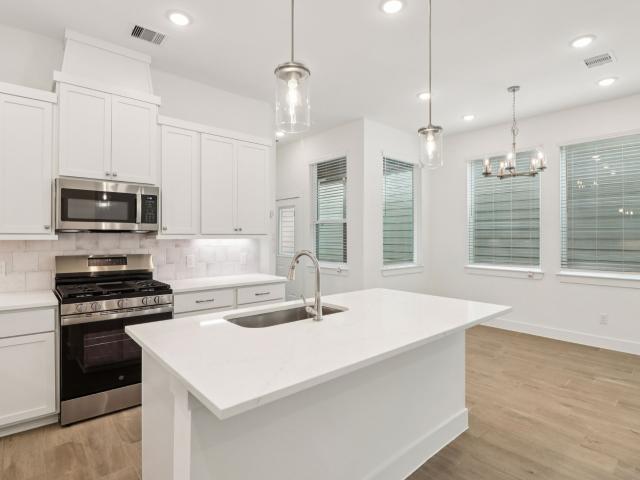 26269 E Outrider Banks Circle