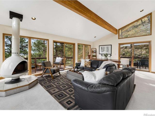 2626 Crestridge Court